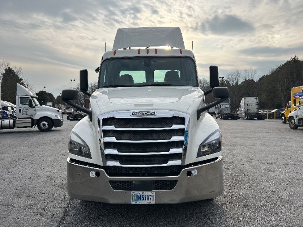 2019 Freightliner T12642ST Day Cab Tractor