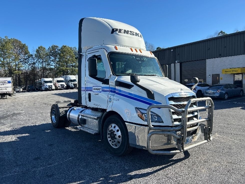2020 Freightliner T11642ST Day Cab Tractor