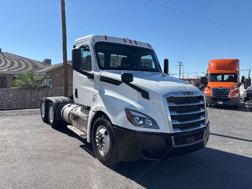 Used NQR Walk-in Vans (Step Vans) for Sale in El Paso - Penske Used Trucks