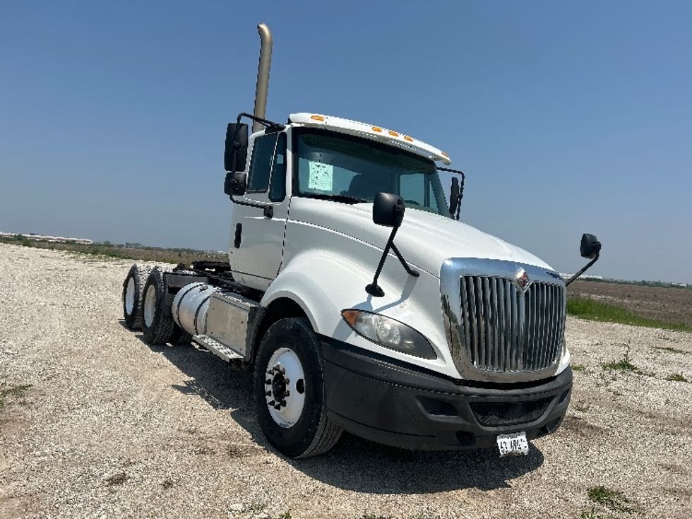 2015 International ProStar Day Cab Tractor