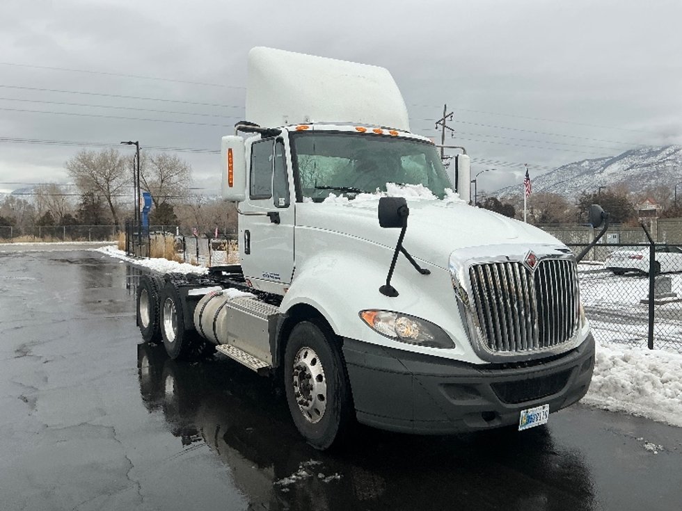 Used Day Cab Trucks for Sale - Penske Used Trucks