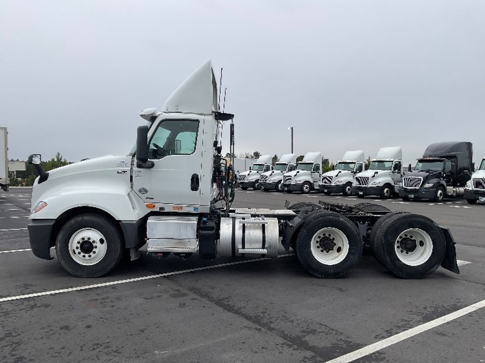 2019 International LT625 Day Cab Tractor