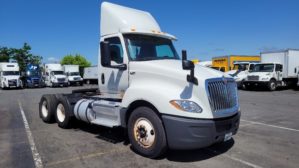 2019 International LT625 Day Cab Tractor