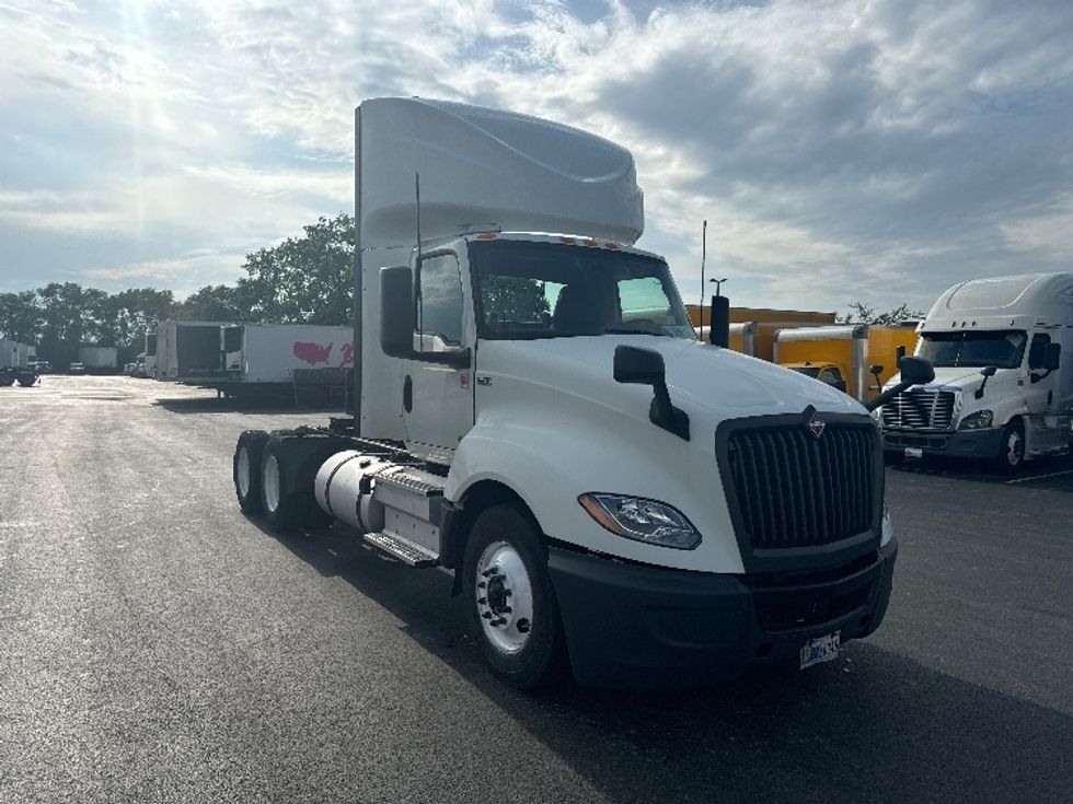 Used International Day Cab Trucks for Sale - Penske Used Trucks
