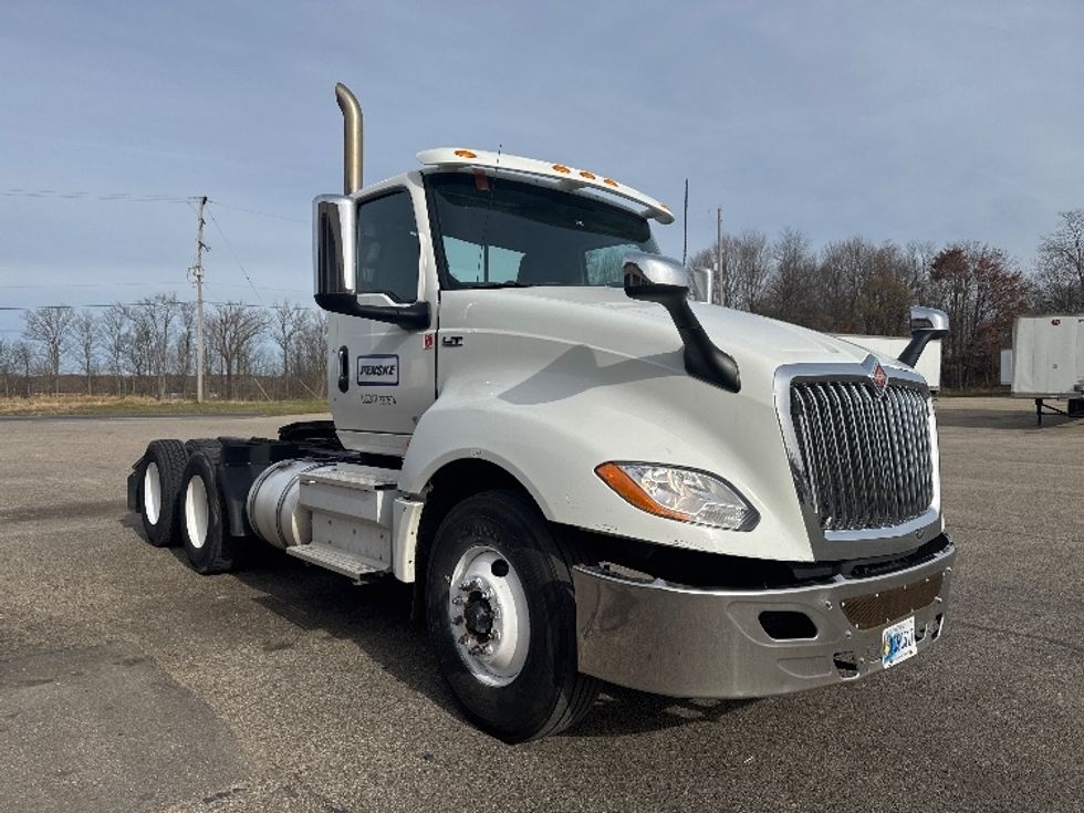 2019 International LT625 Day Cab Tractor