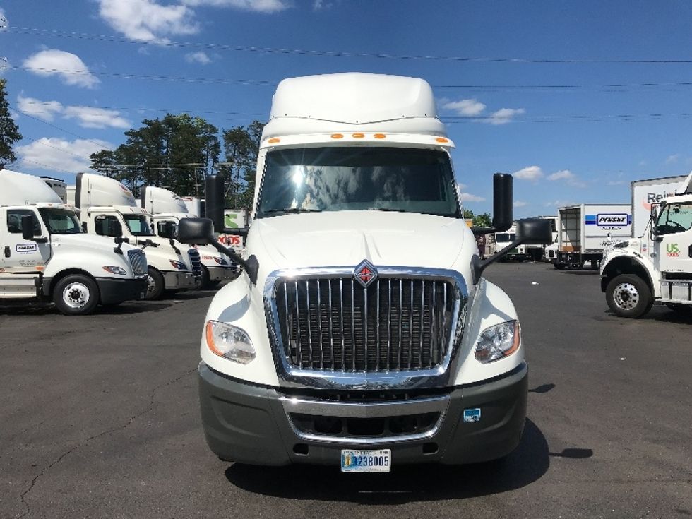 2019 International LT625 Day Cab Tractor