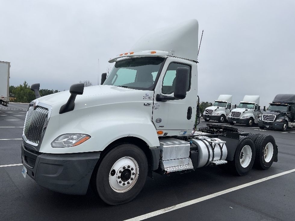 2019 International LT625 Day Cab Tractor