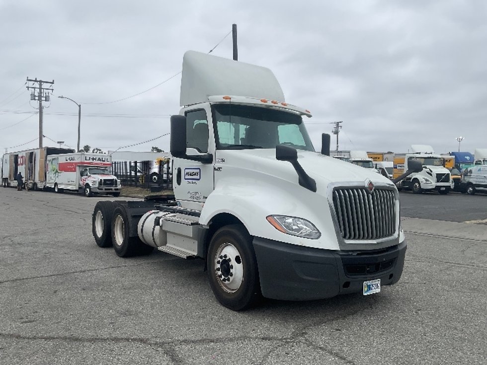 Used Day Cab Trucks for Sale - Penske Used Trucks