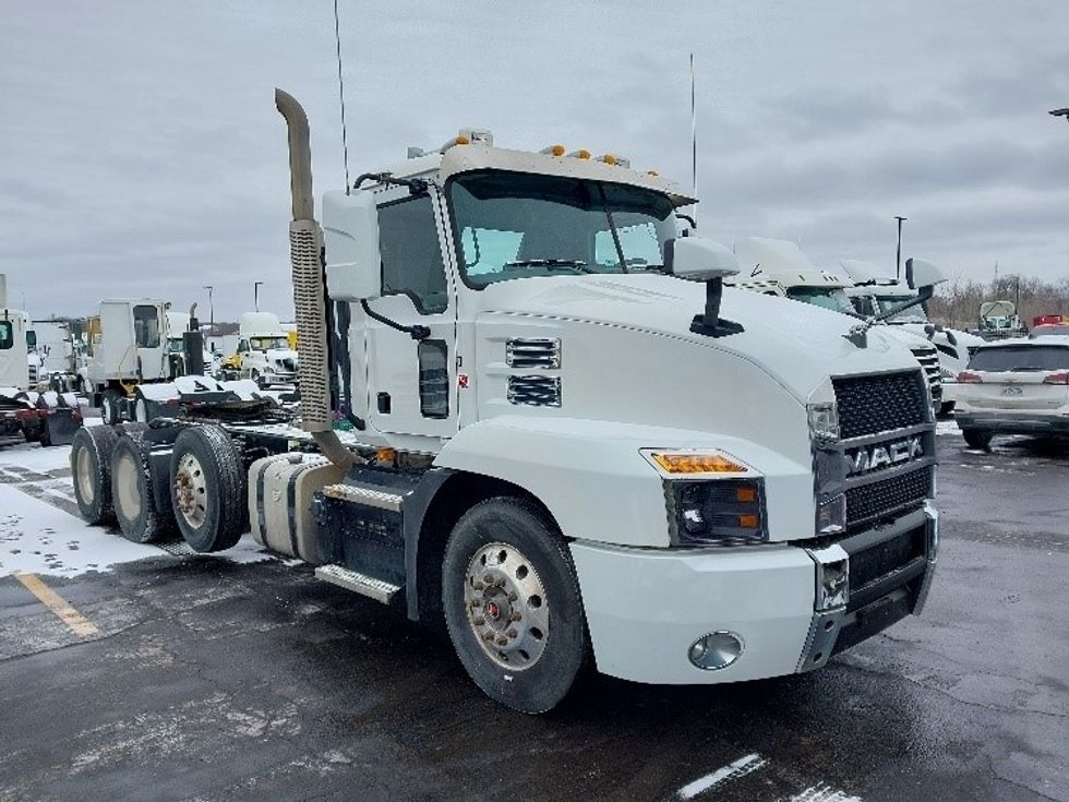 2020 Mack ANTHEM Day Cab Tractor