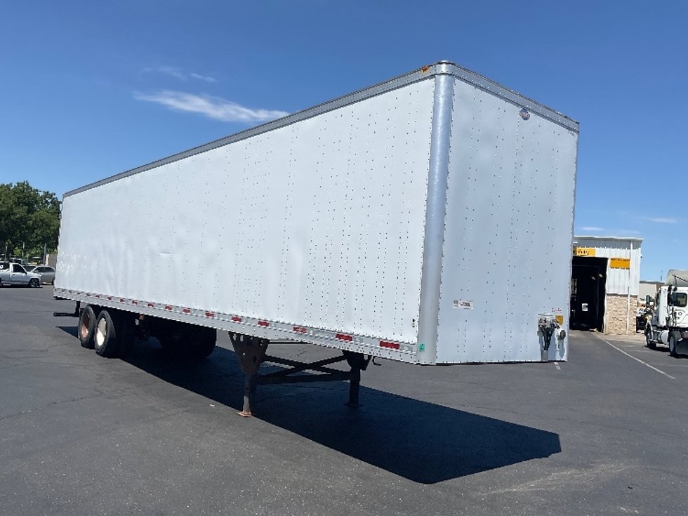 Used Utility Dry Van Trailers for Sale - Penske Used Trucks