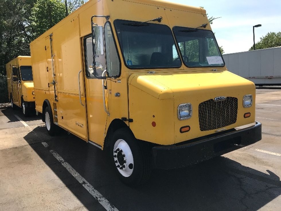 Used Freightliner Walk-in Vans (Step Vans) for Sale - Penske Used Trucks