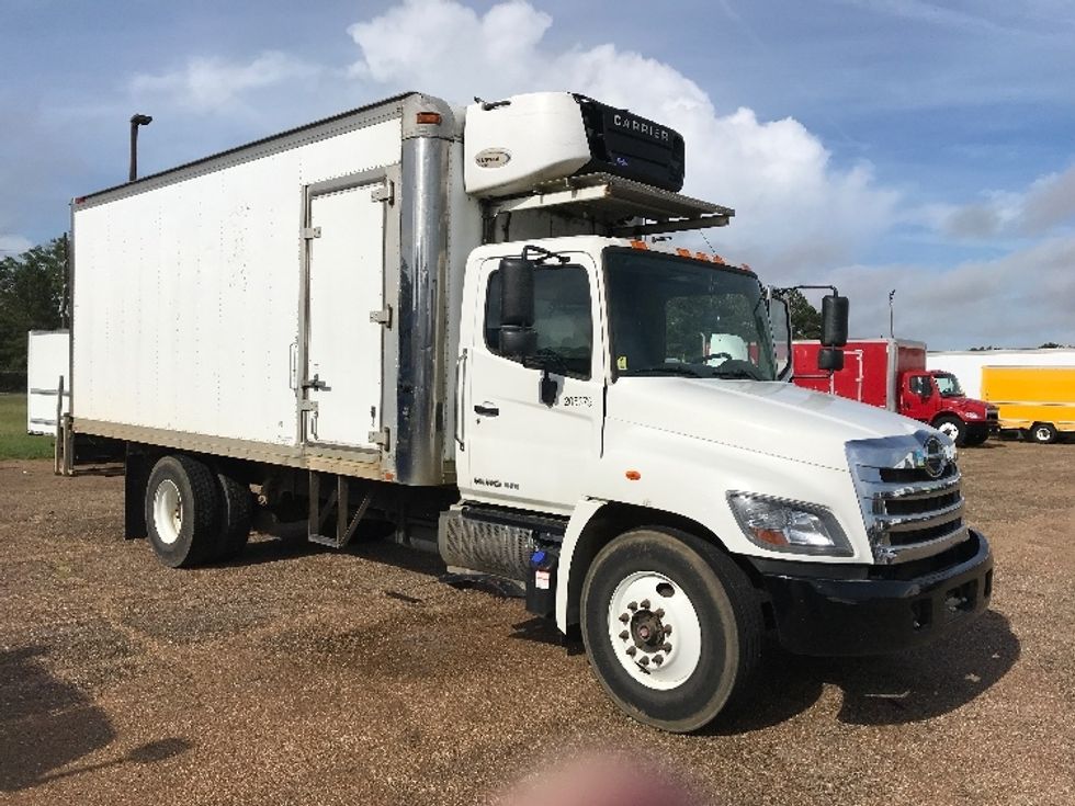 Used Refrigerated Trucks for Sale in LA - Penske Used Trucks