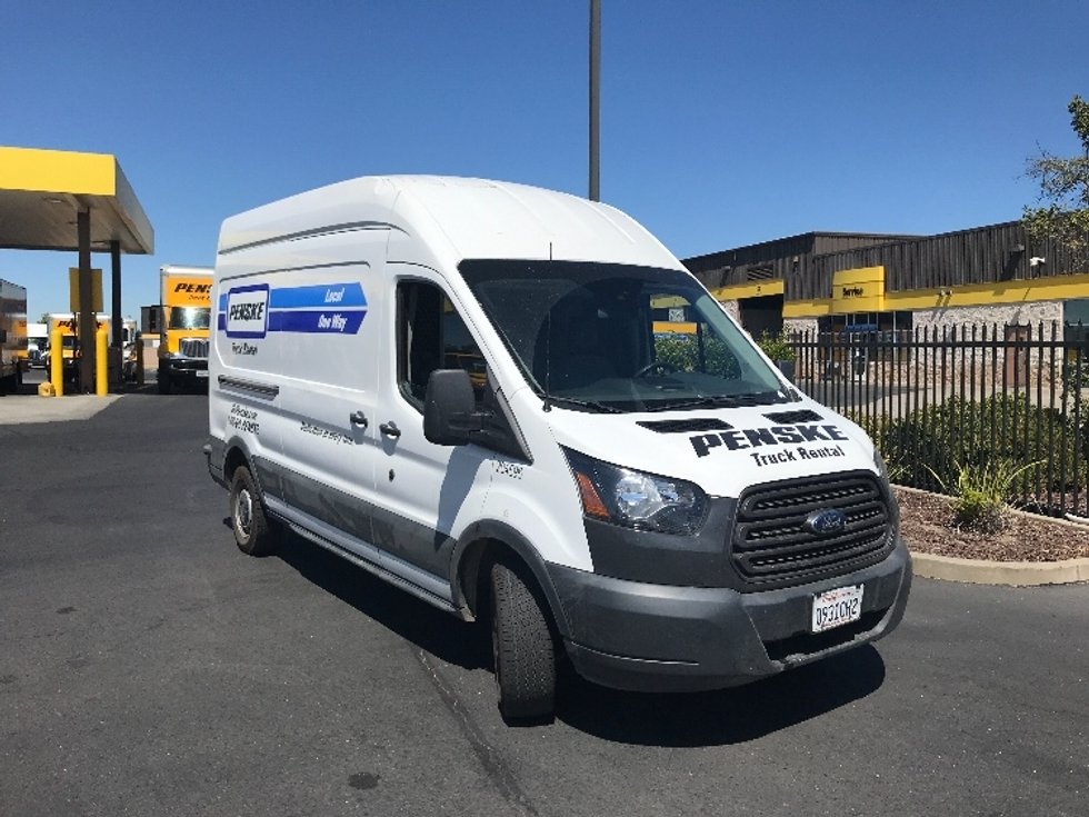 Used Ford Transit 250 Cargo Vans for Sale - Penske Used Trucks