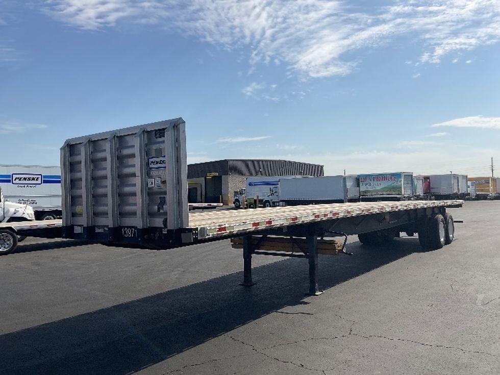 2016 Great Dane Trailer Flatbed Trailer