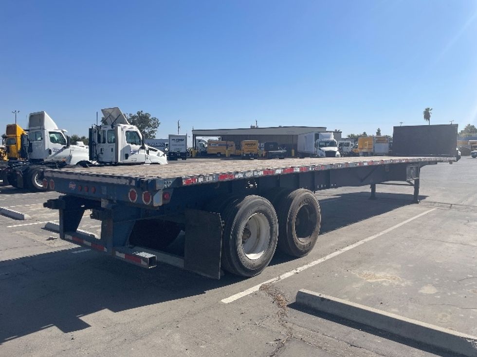 2008 Utility Trailer Flatbed Trailer