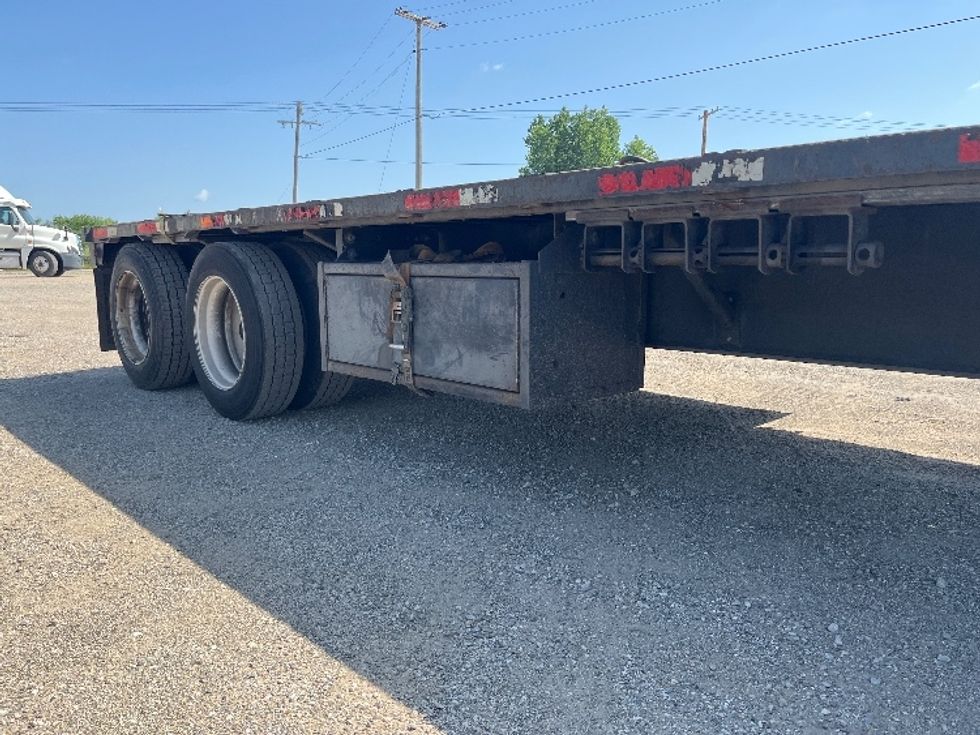 2013 Utility Trailer Flatbed Trailer