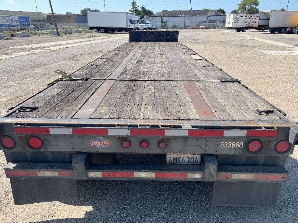 2013 Utility Trailer Flatbed Trailer