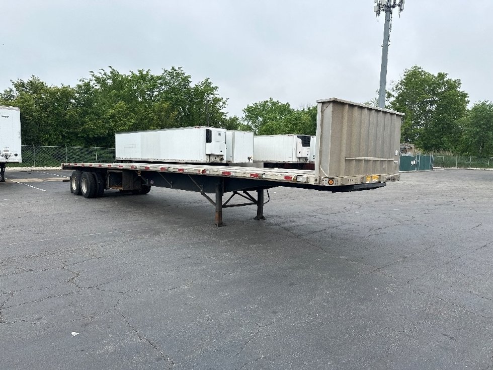 Used Flatbed Trailers for Sale - Penske Used Trucks