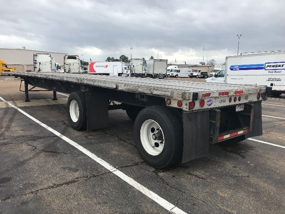 2016 Utility Trailer Flatbed Trailer