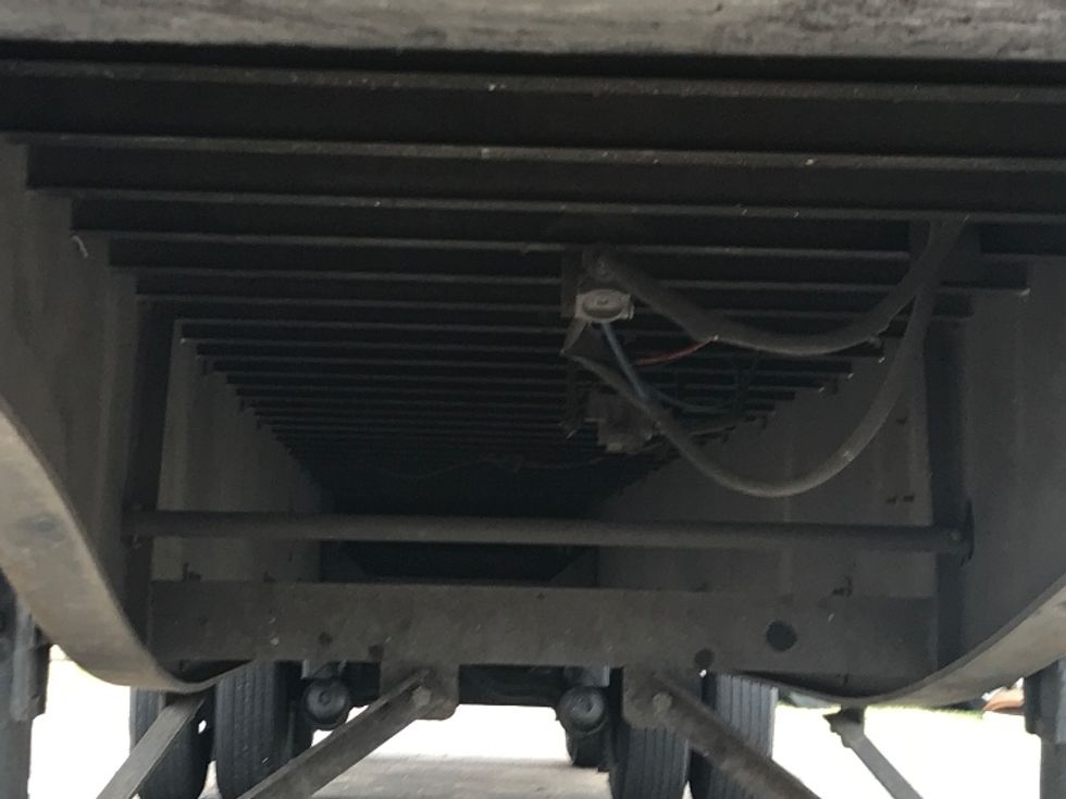 2016 Utility Trailer Flatbed Trailer