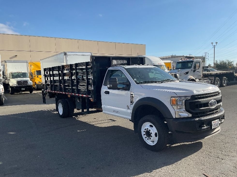 2020 Ford F450 Flatbed Truck