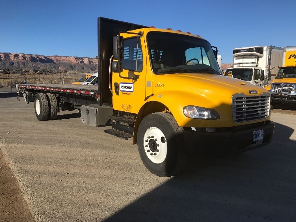 2019 Freightliner M2 Flatbed Truck