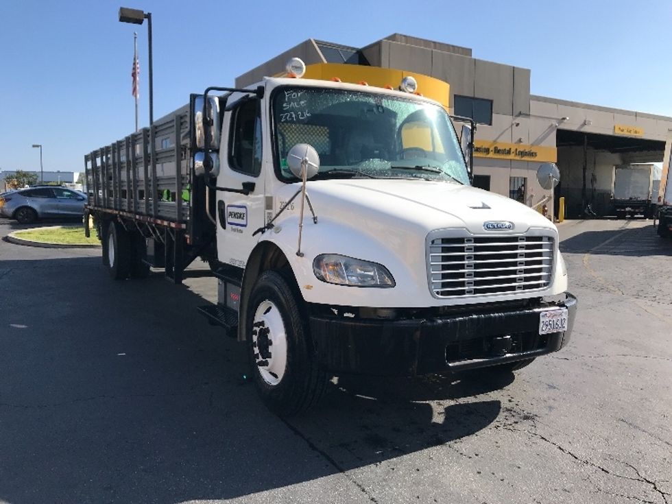 2019 Freightliner M2 Flatbed Truck