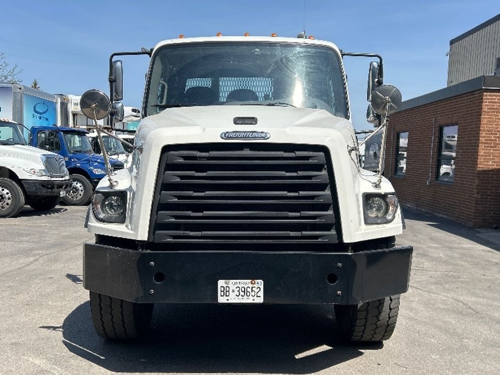 2020 Freightliner 114SD Flatbed Truck
