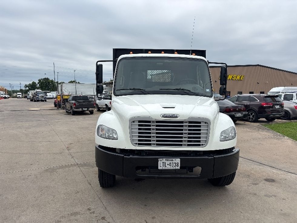 2020 Freightliner M2 Flatbed Truck