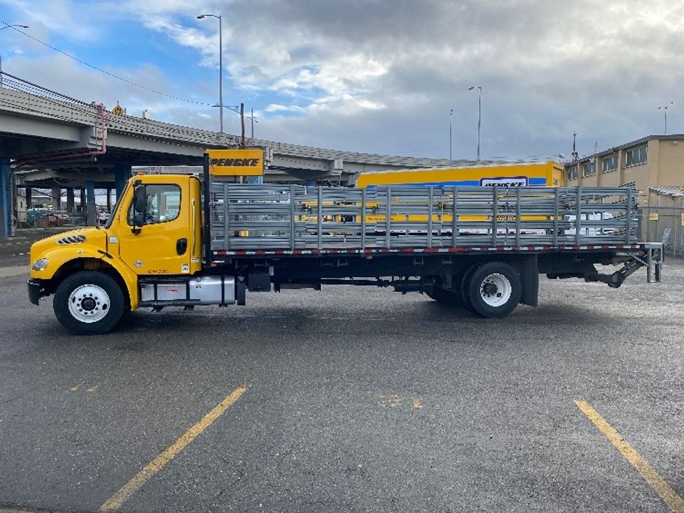 2020 Freightliner M2 Flatbed Truck