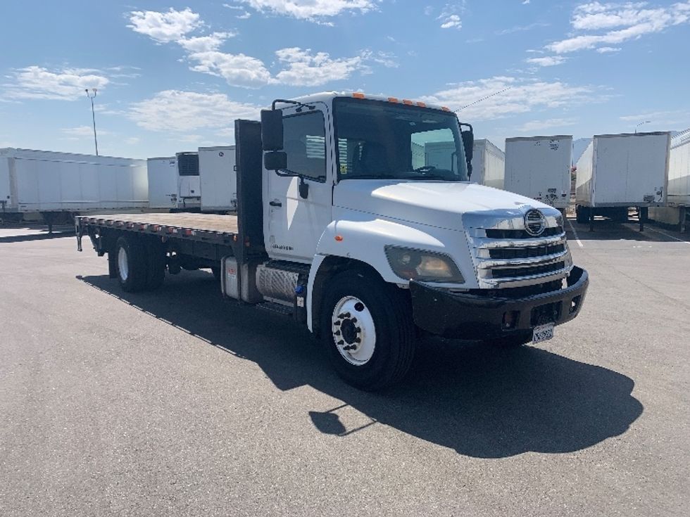 2016 Hino 268 Flatbed Truck