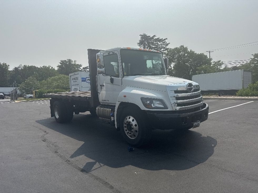 2019 Hino 268 Flatbed Truck
