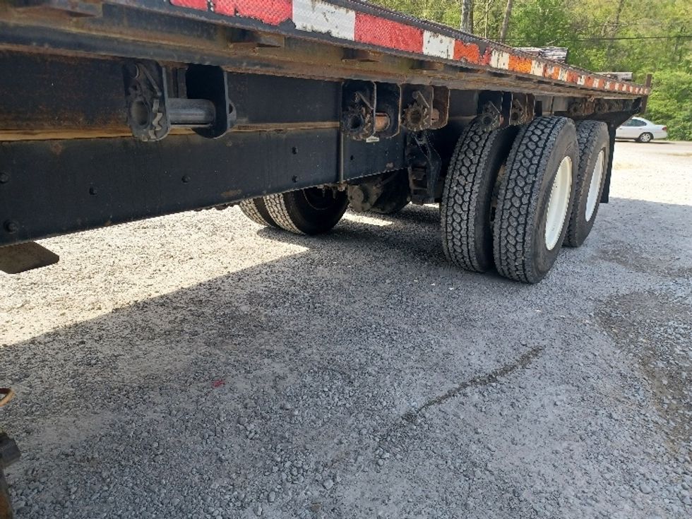 2012 International 4400 Flatbed Truck