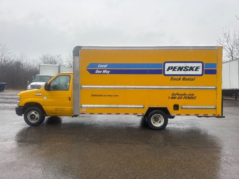 2019 Ford E350 Light Duty Box Truck