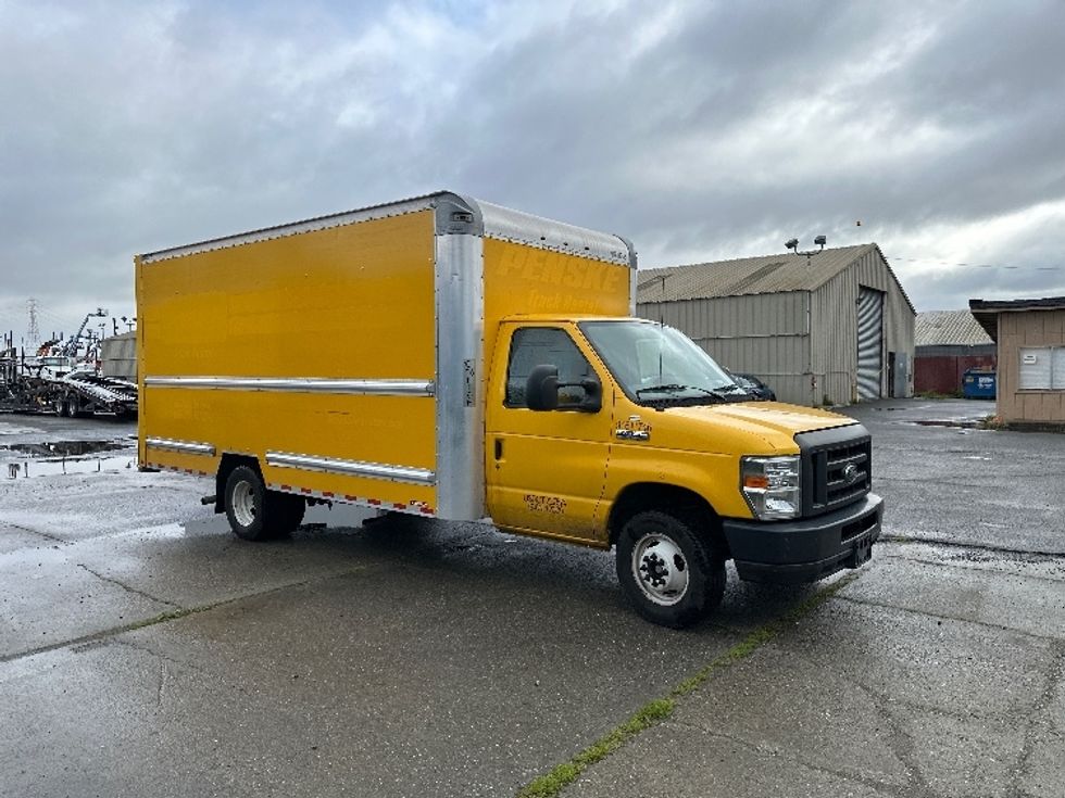 2019 Ford E350 Light Duty Box Truck