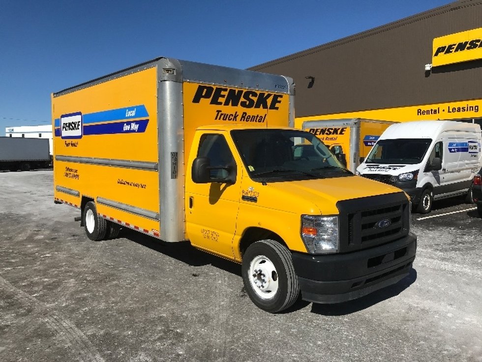 Used Light Duty Box Trucks for Sale - Penske Used Trucks
