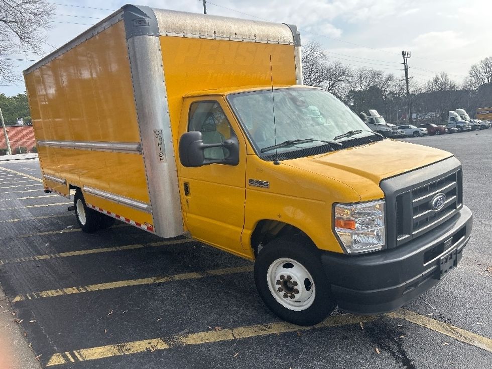 2022 Ford E350 Light Duty Box Truck