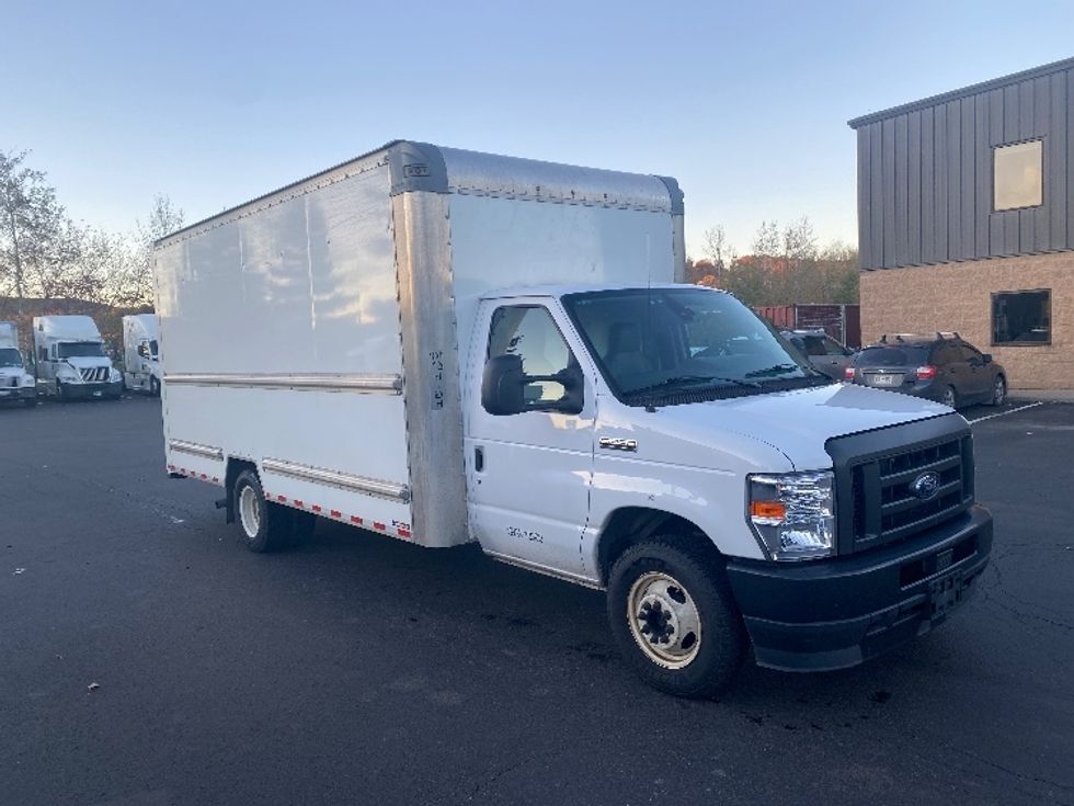 2022 Ford E350 Light Duty Box Truck