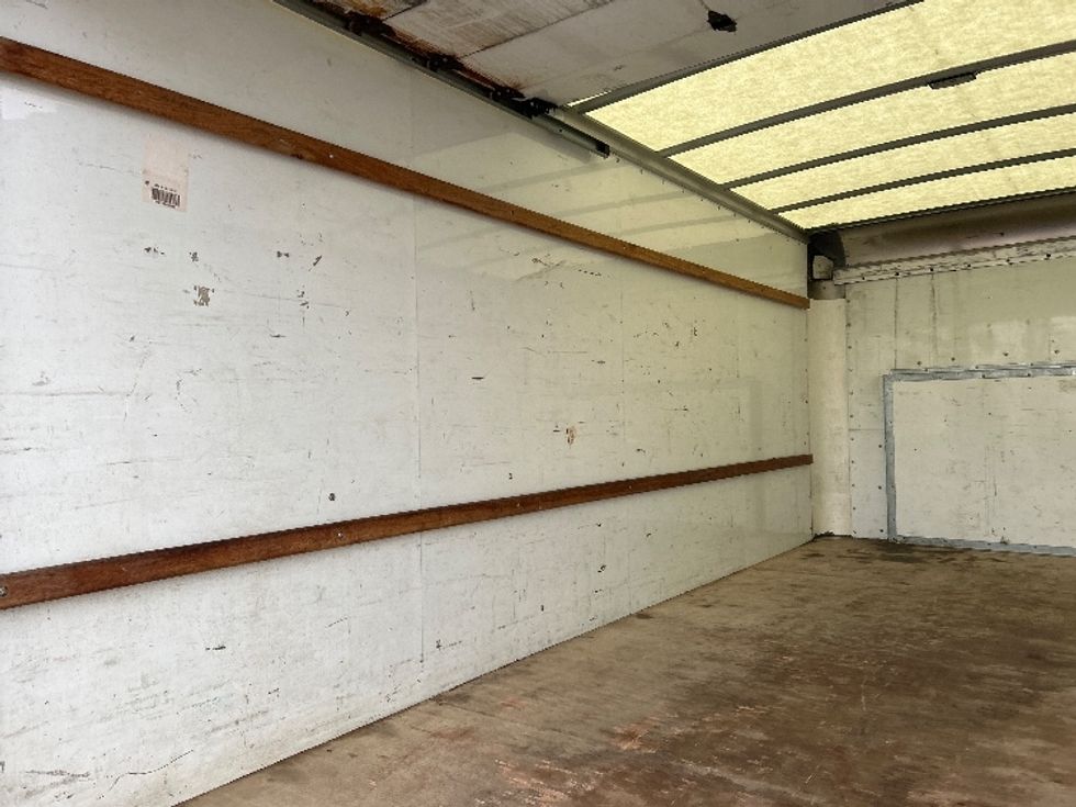 2022 Ford E350 Light Duty Box Truck