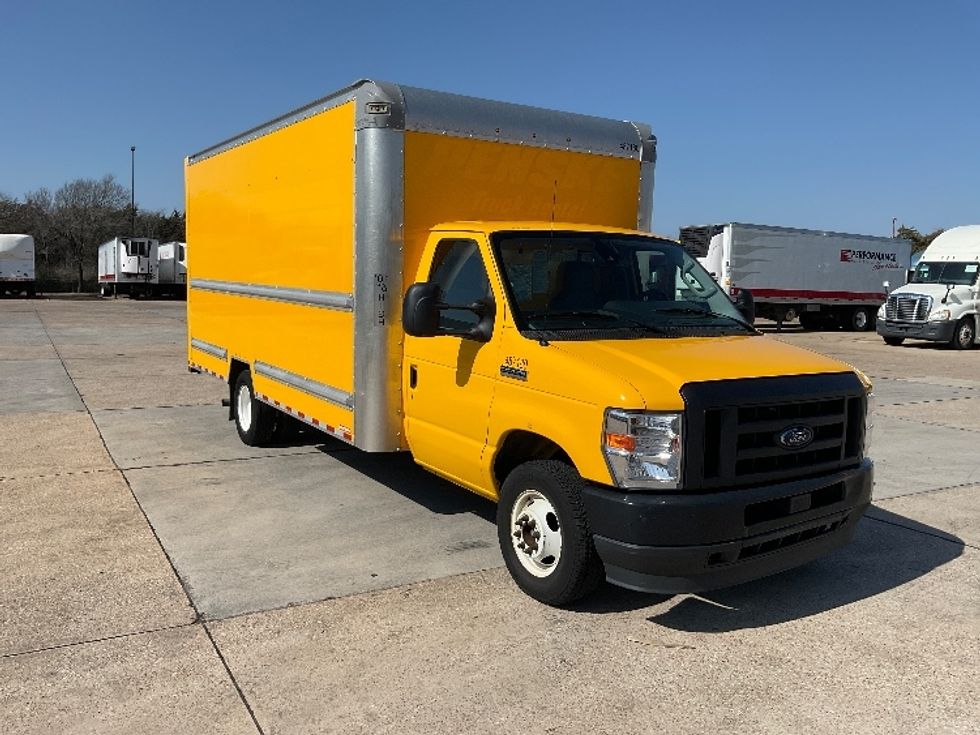2022 Ford E350 Light Duty Box Truck