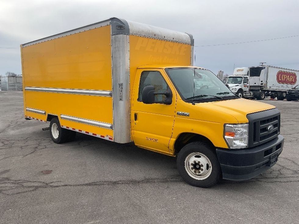 2022 Ford E350 Light Duty Box Truck