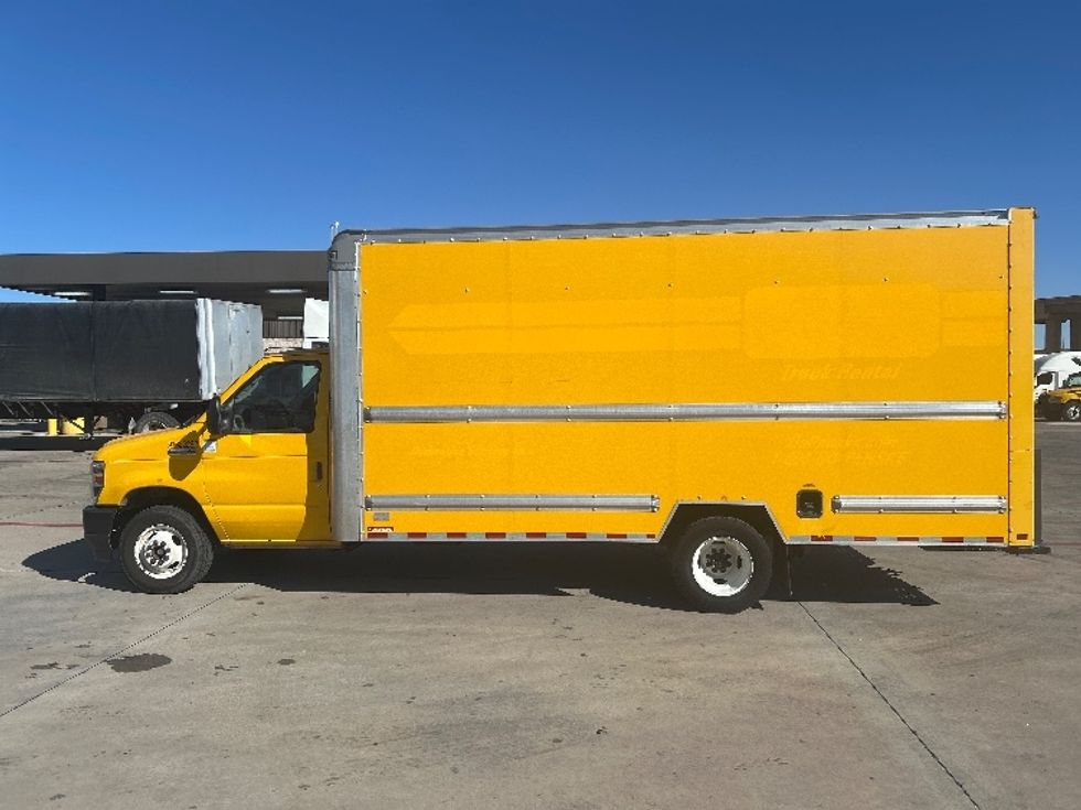 2022 Ford E350 Light Duty Box Truck