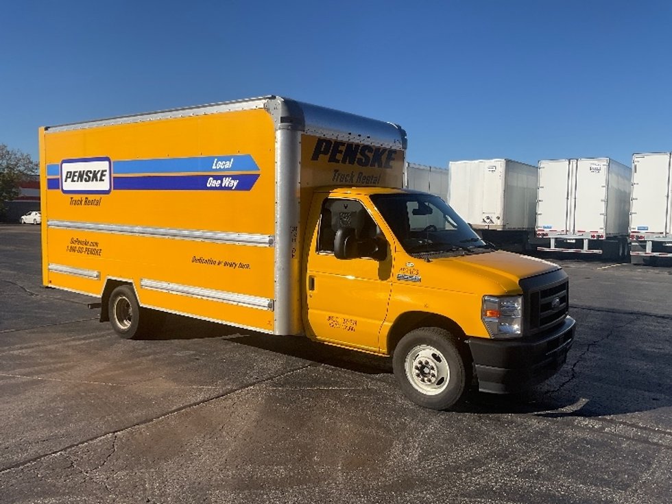 Used Light Duty Box Trucks for Sale - Penske Used Trucks