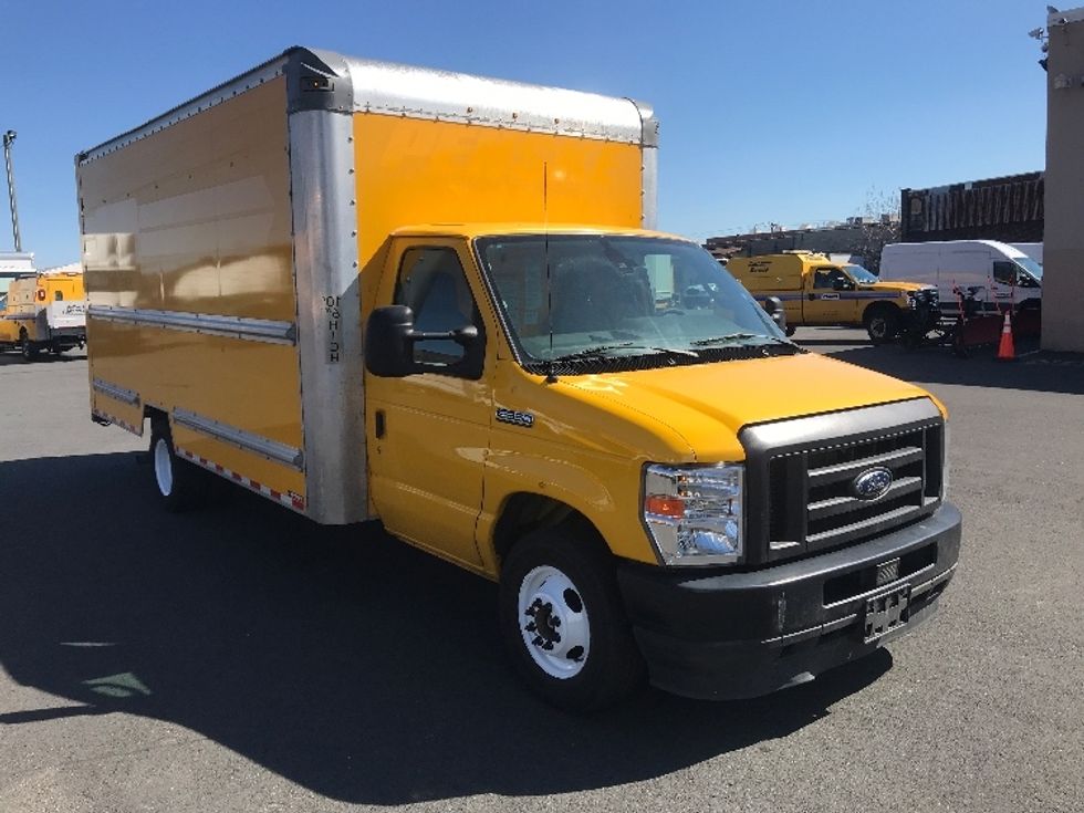 2022 Ford E350 Light Duty Box Truck