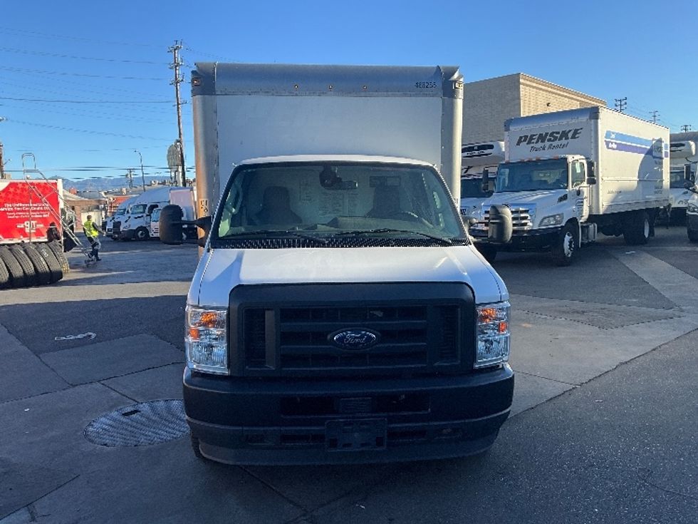 2022 Ford E350 Light Duty Box Truck