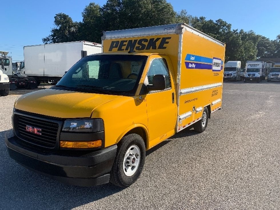 Used 2018 GMC Truck Light Duty Box Truck - Unit 9123875 - Penske Used ...