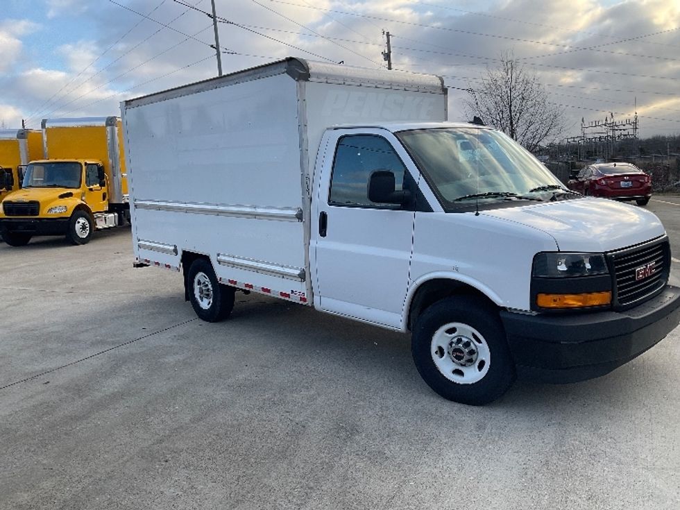 2021 GMC Savana G33503 Light Duty Box Truck