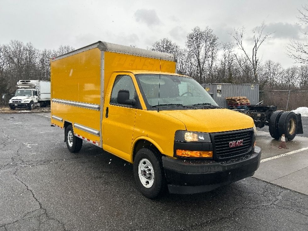 2021 GMC Savana G33503 Light Duty Box Truck