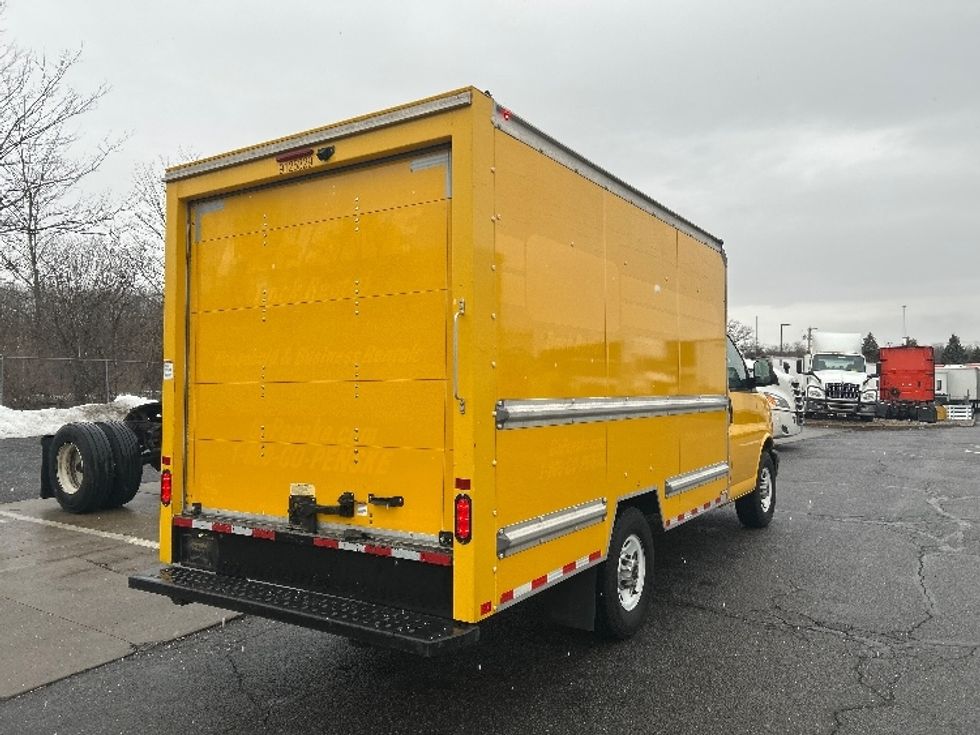 2021 GMC Savana G33503 Light Duty Box Truck