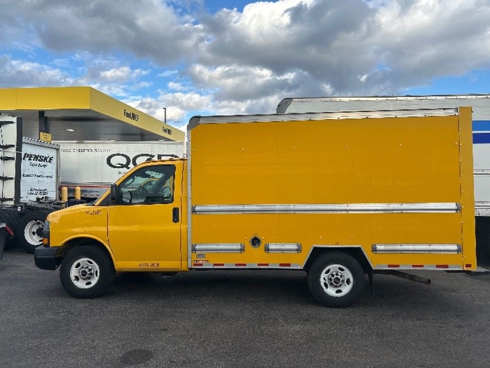 2021 GMC Savana G33503 Light Duty Box Truck